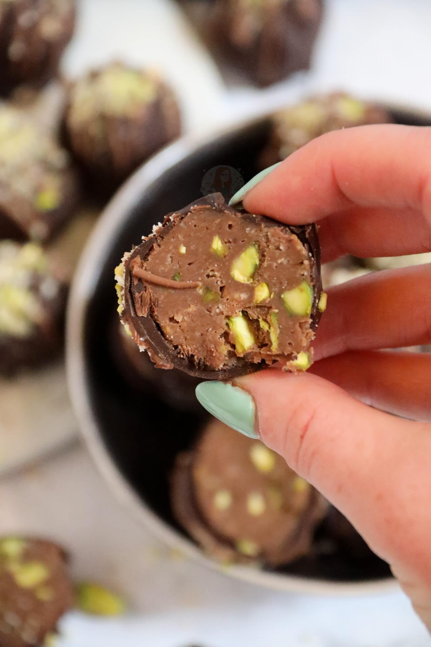 Amaretti, Pistachio & Rum Truffles! - Jane's Patisserie