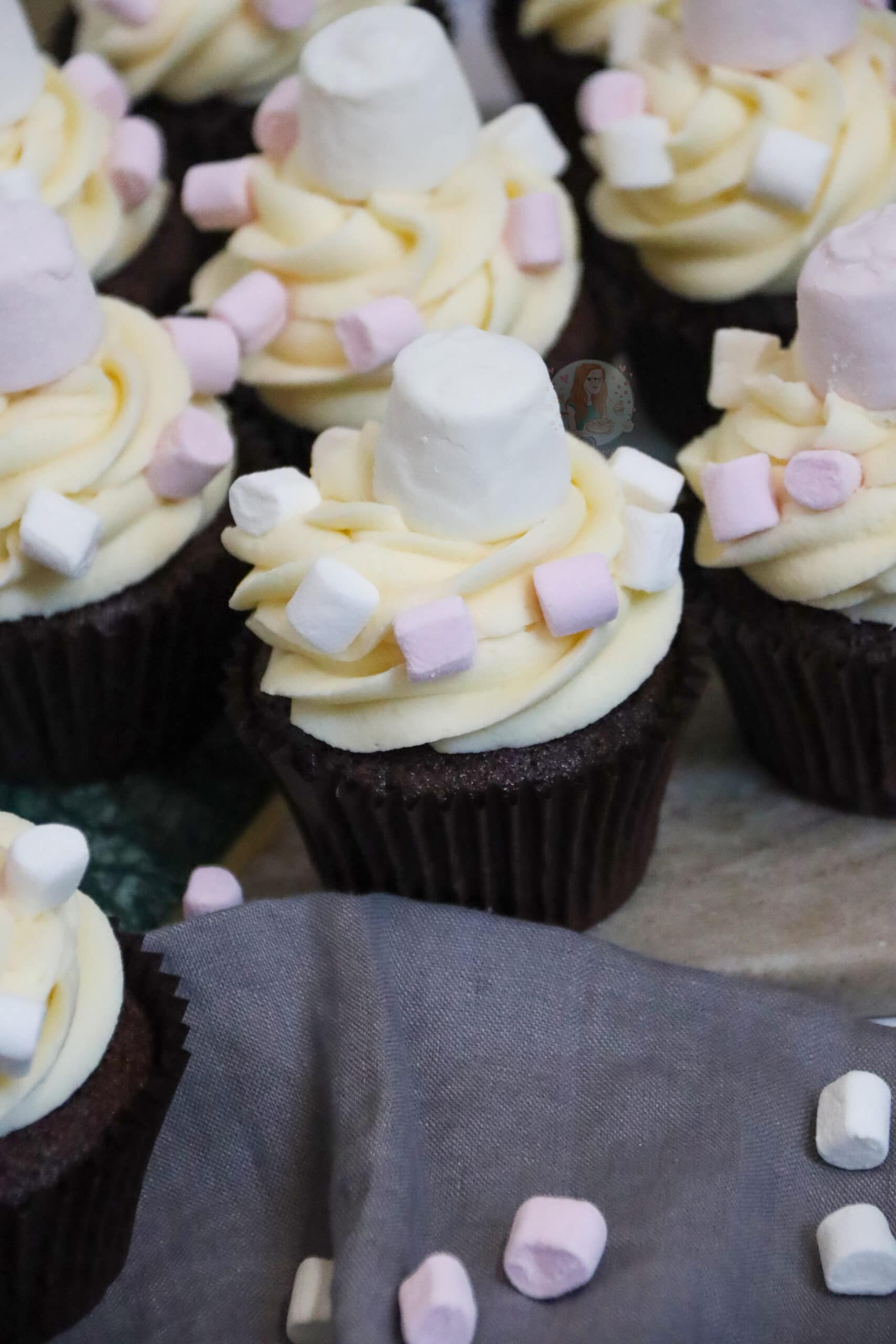 Marshmallow Cupcakes! - Jane's Patisserie