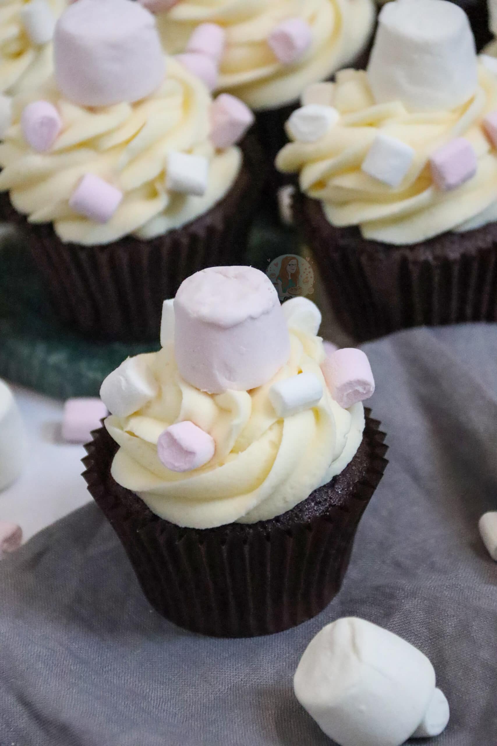 Marshmallow Cupcakes! - Jane's Patisserie