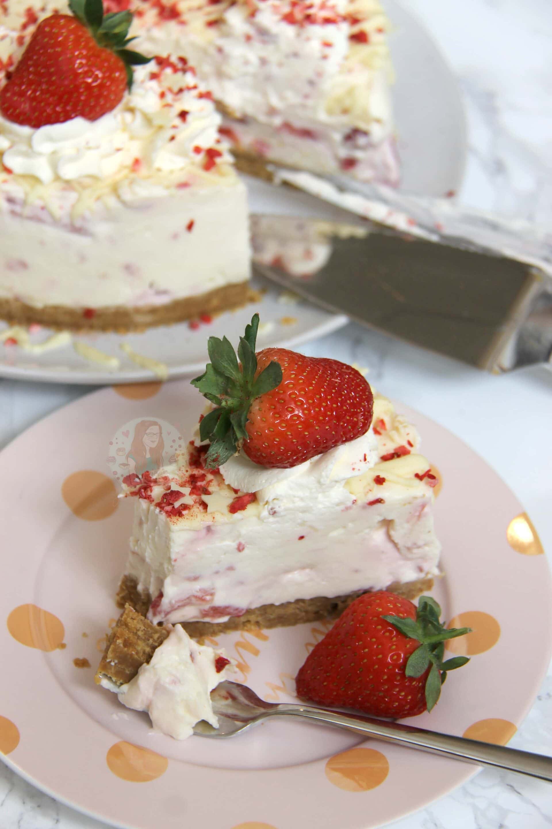 No-Bake White Chocolate & Strawberry Cheesecake! - Jane's Patisserie