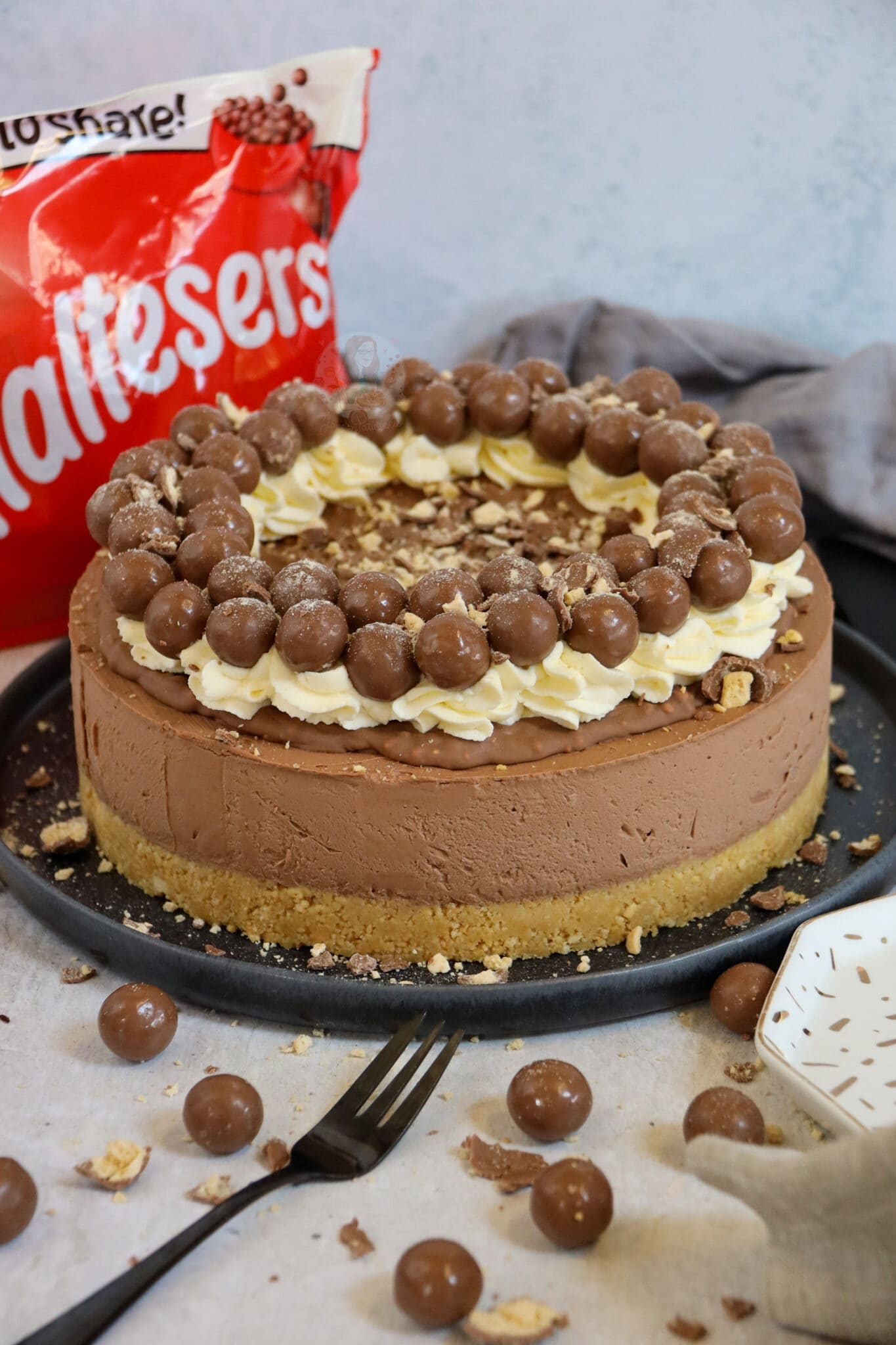 No-Bake Chocolate Malteser Cheesecake! - Jane's Patisserie