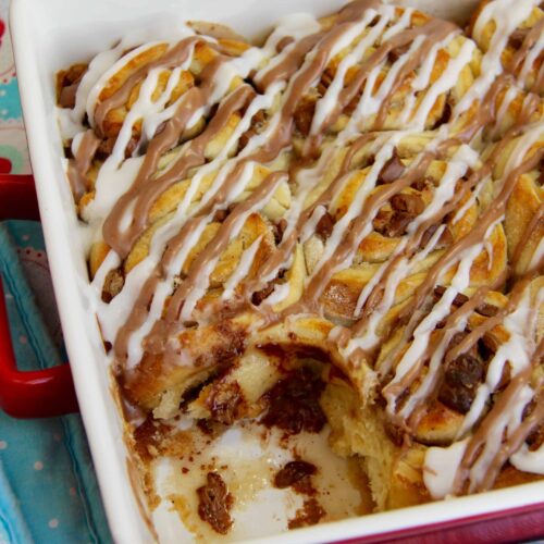Sticky Chocolate Sweet Rolls! - Jane's Patisserie