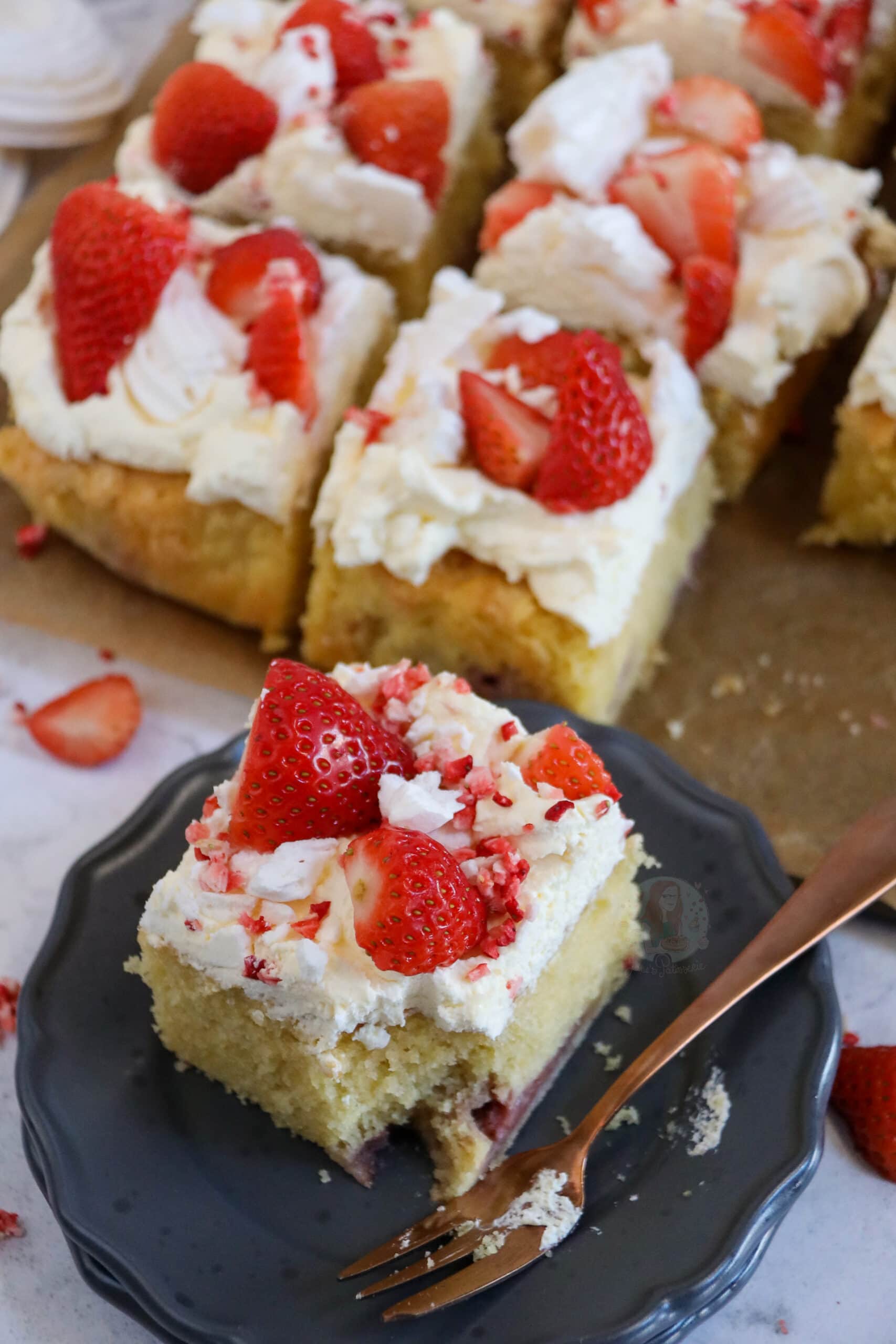 Eton Mess Traybake! - Jane's Patisserie