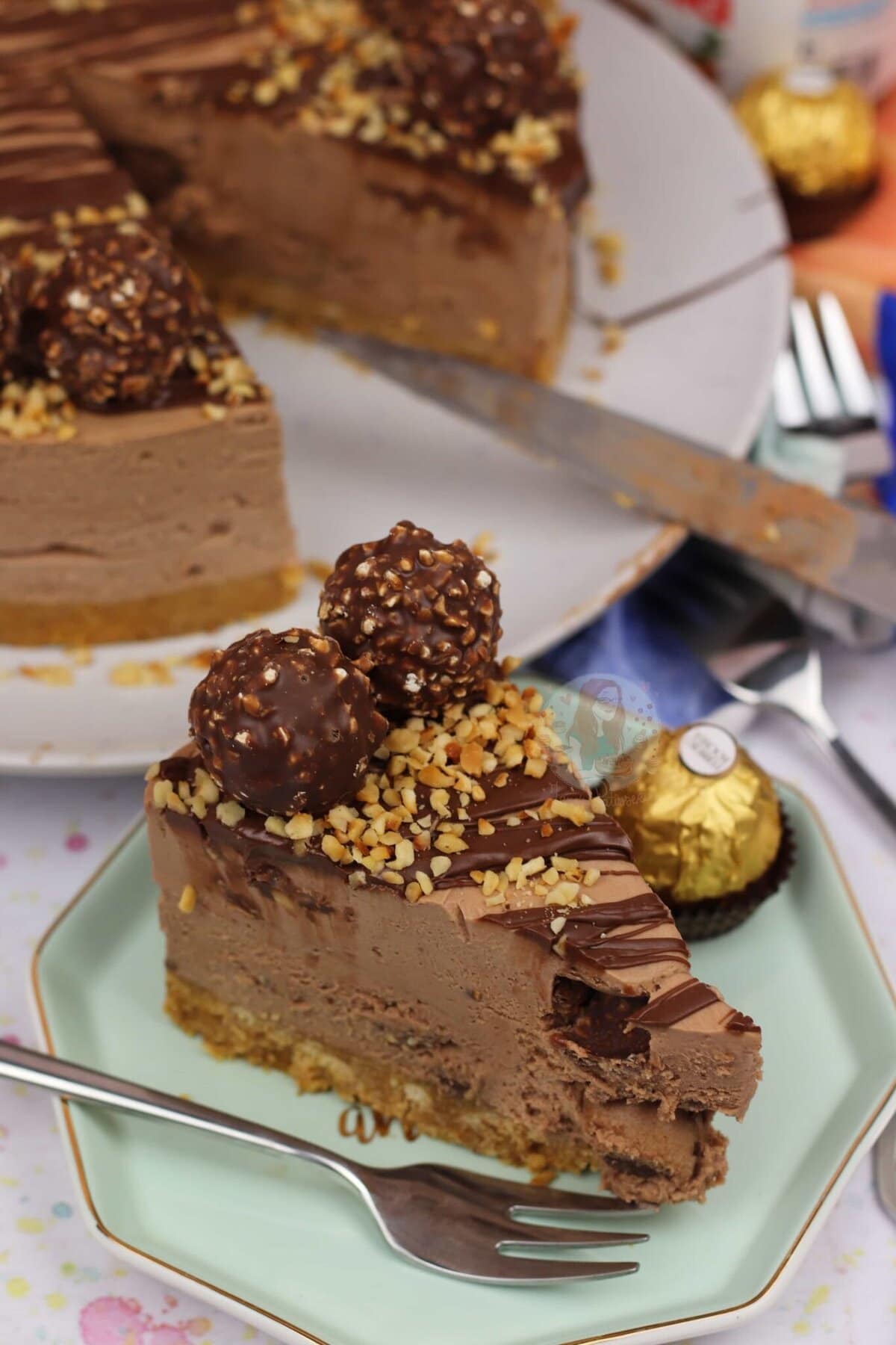 No-Bake Ferrero Rocher and Nutella Cheesecake! - Jane's Patisserie