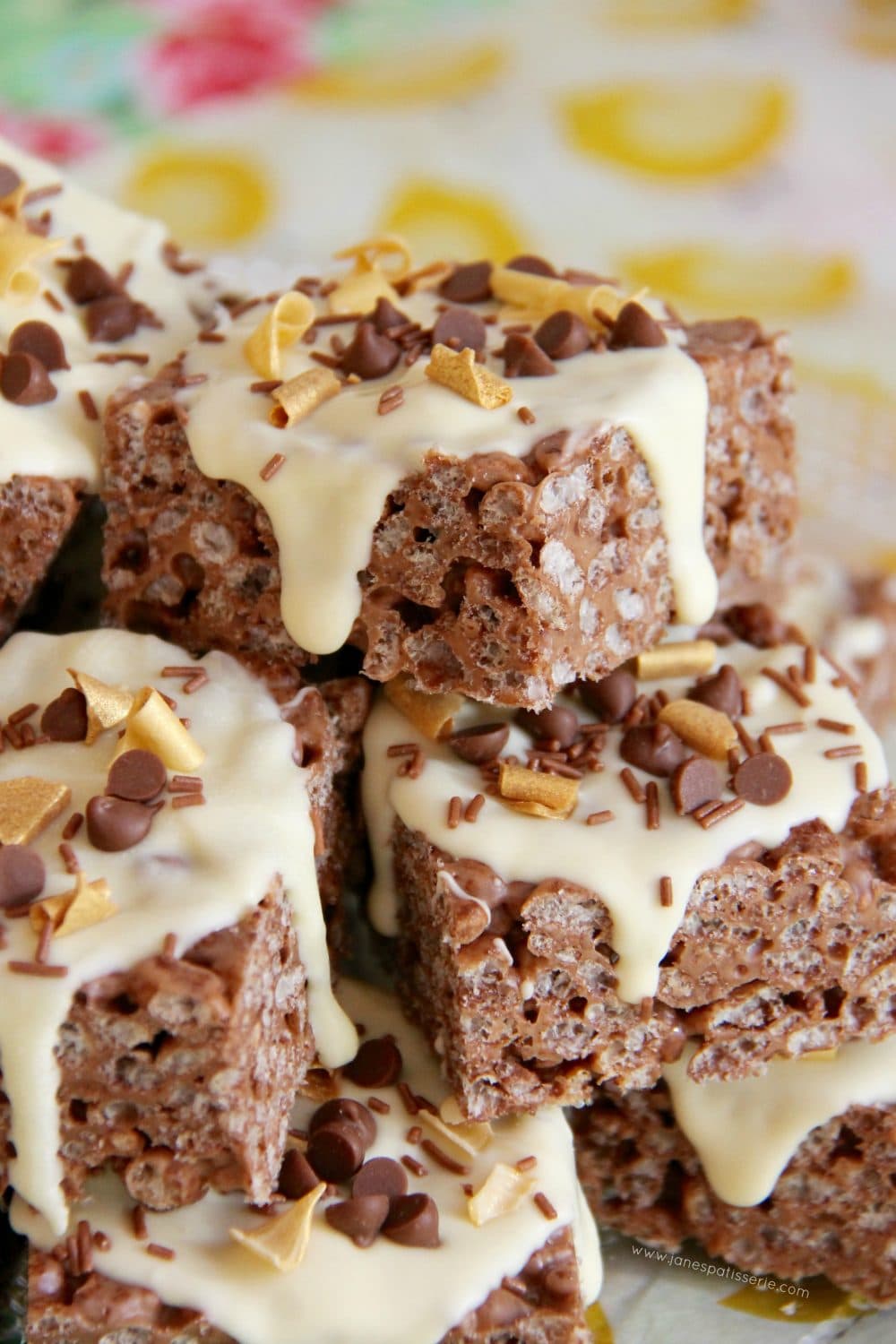 Mars Bar Crispy Squares! - Jane's Patisserie