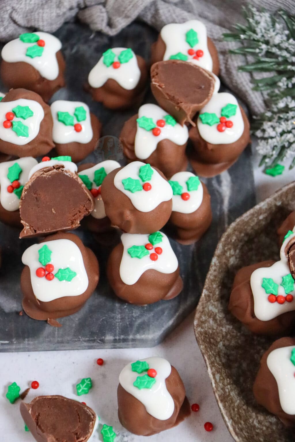 Christmas Pudding Chocolate Truffles! - Jane's Patisserie