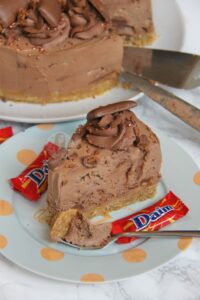 No-Bake Daim Bar Cheesecake! - Jane's Patisserie