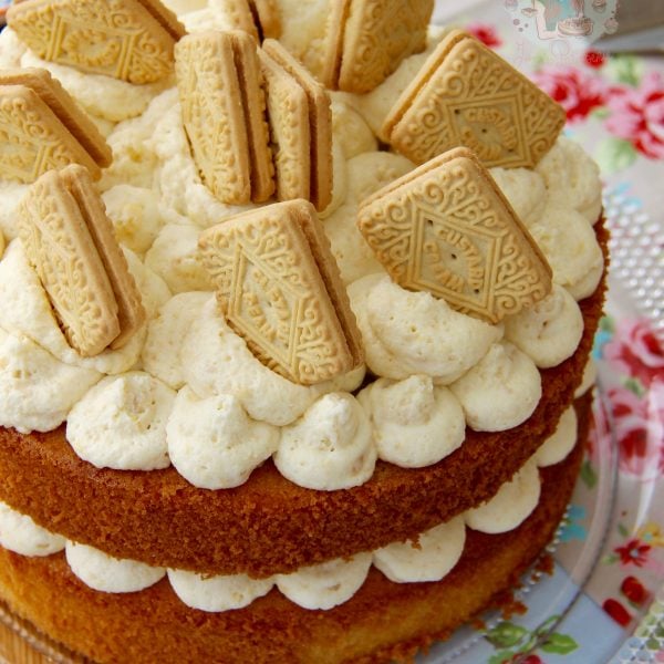 Custard Cream Cake! - Jane's Patisserie