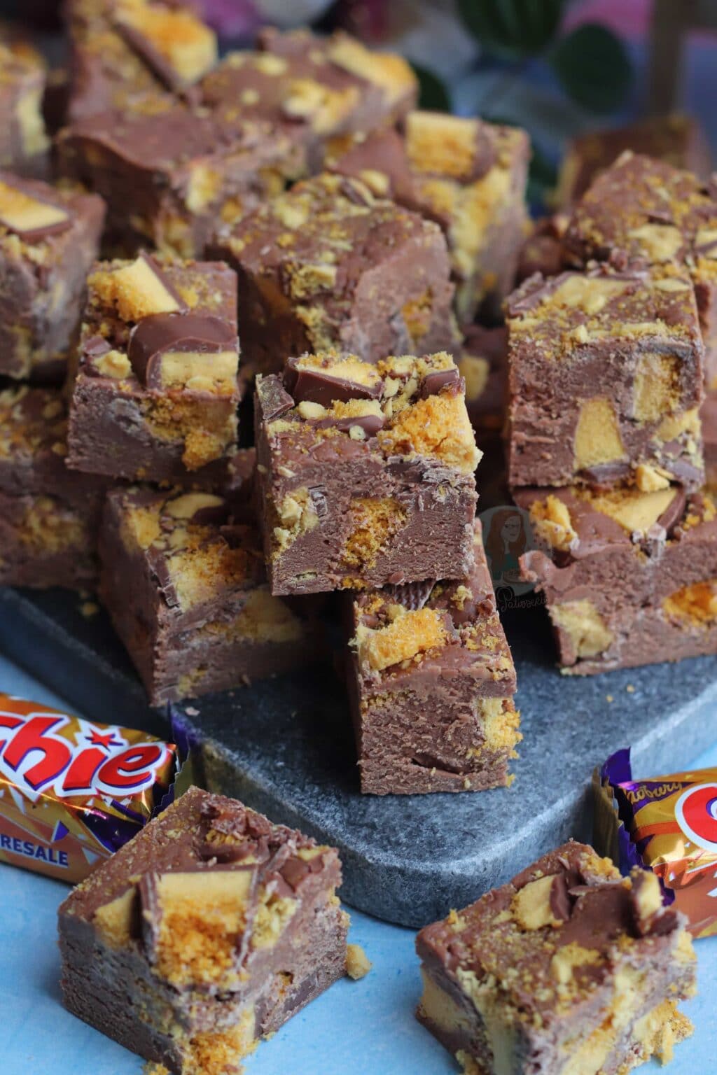 Honeycomb Crunchie Fudge! - Jane's Patisserie