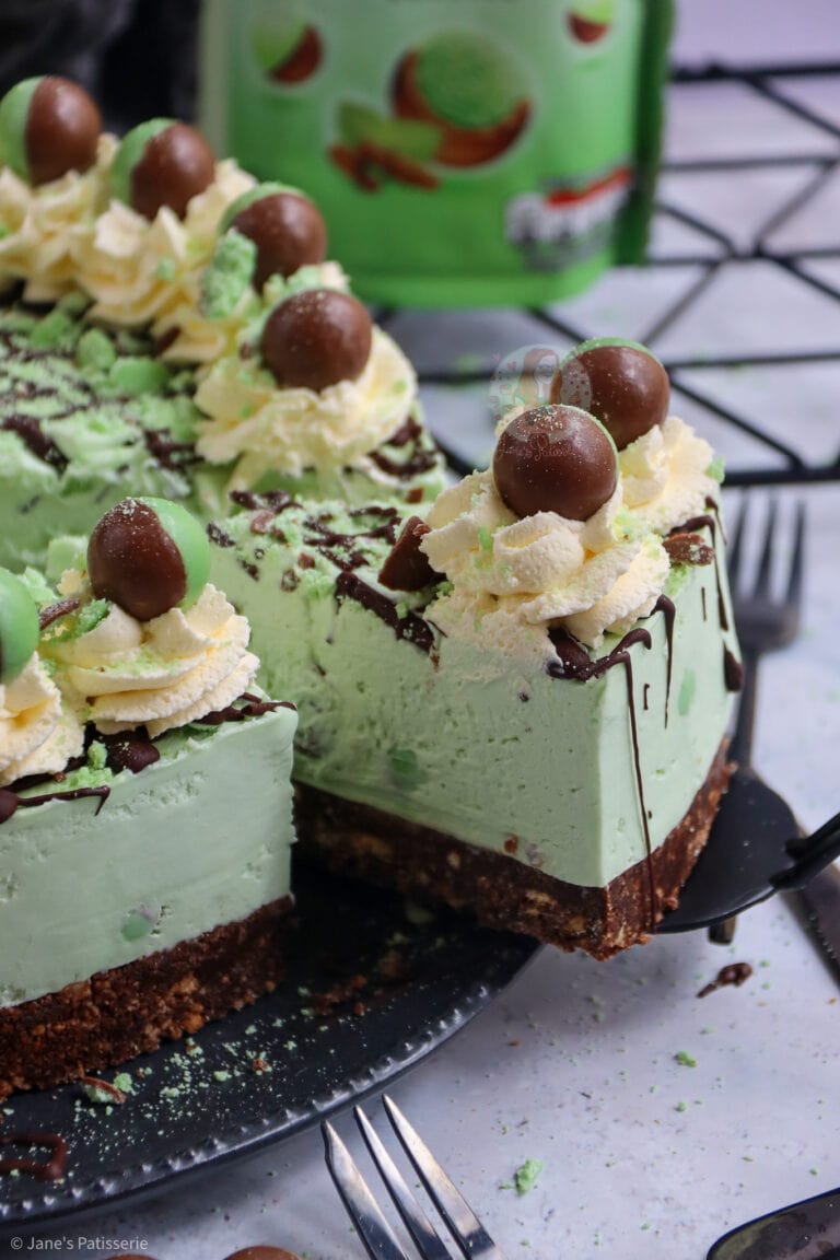 No-Bake Mint Aero Cheesecake! - Jane's Patisserie