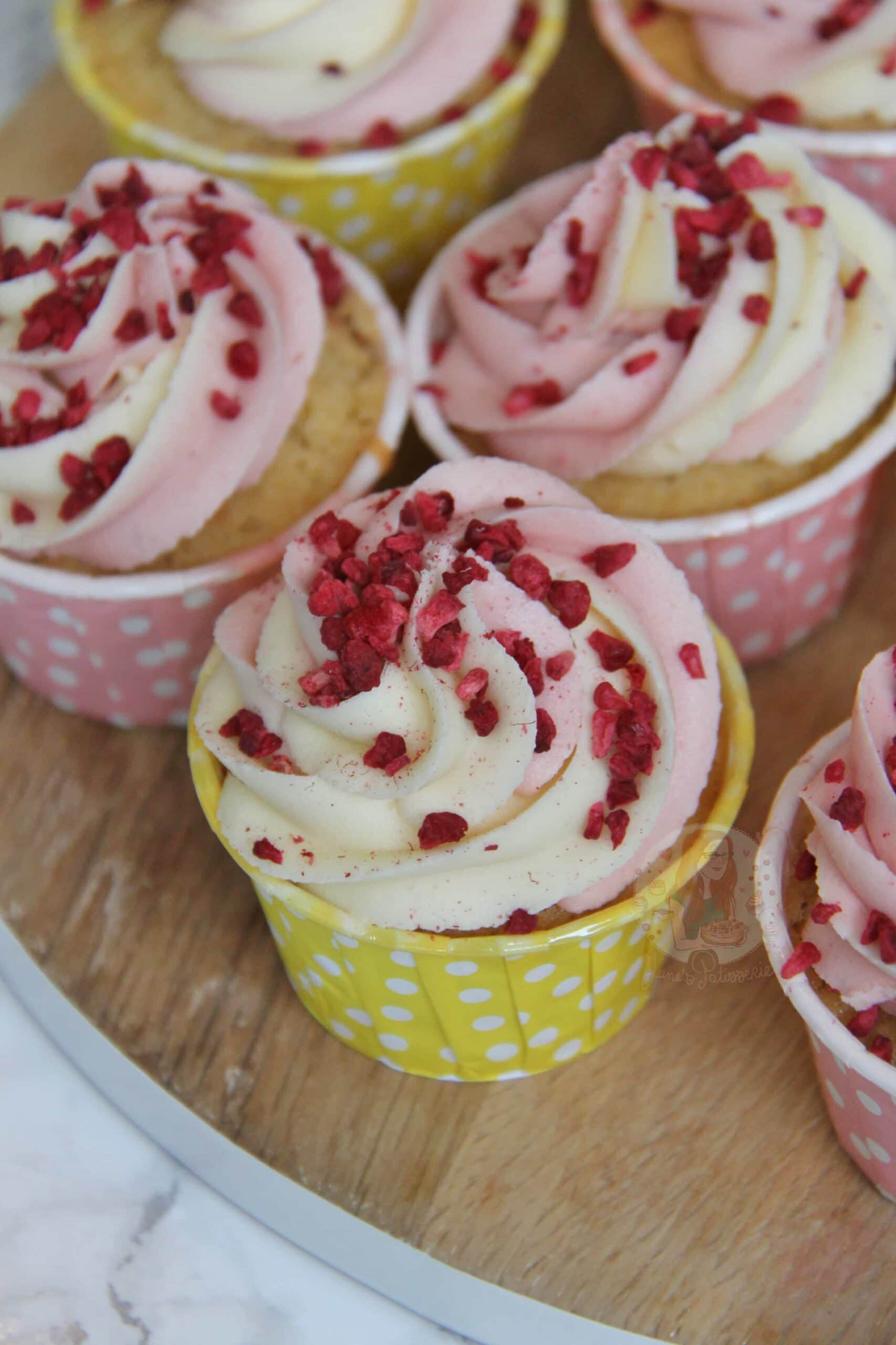 Lemon and Raspberry Cupcakes! - Jane's Patisserie