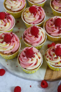 Lemon and Raspberry Cupcakes! - Jane's Patisserie