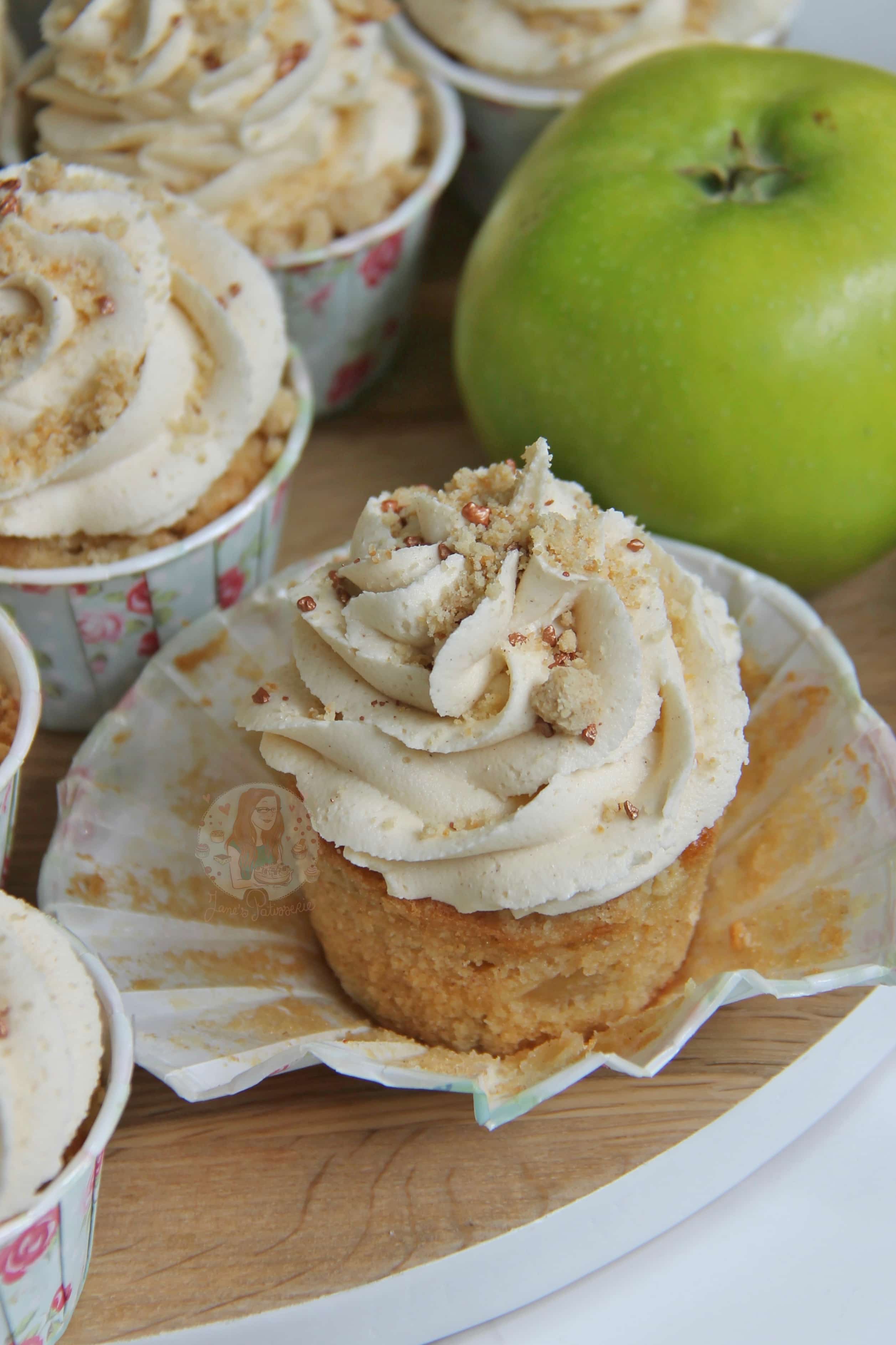Apple Crumble Cupcakes! - Jane's Patisserie