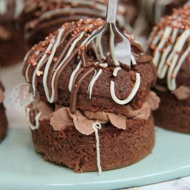 Mini Chocolate Cakes! - Jane's Patisserie