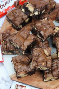 Kinder Bueno Brownies! - Jane's Patisserie