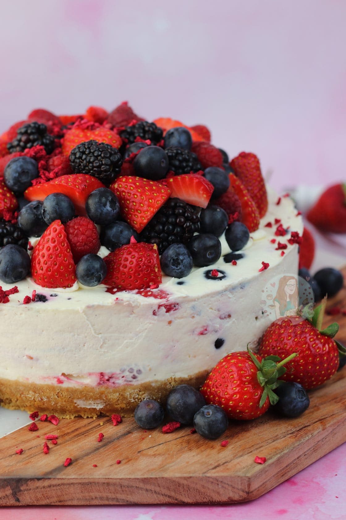 No-Bake Summer Berry Cheesecake! - Jane's Patisserie