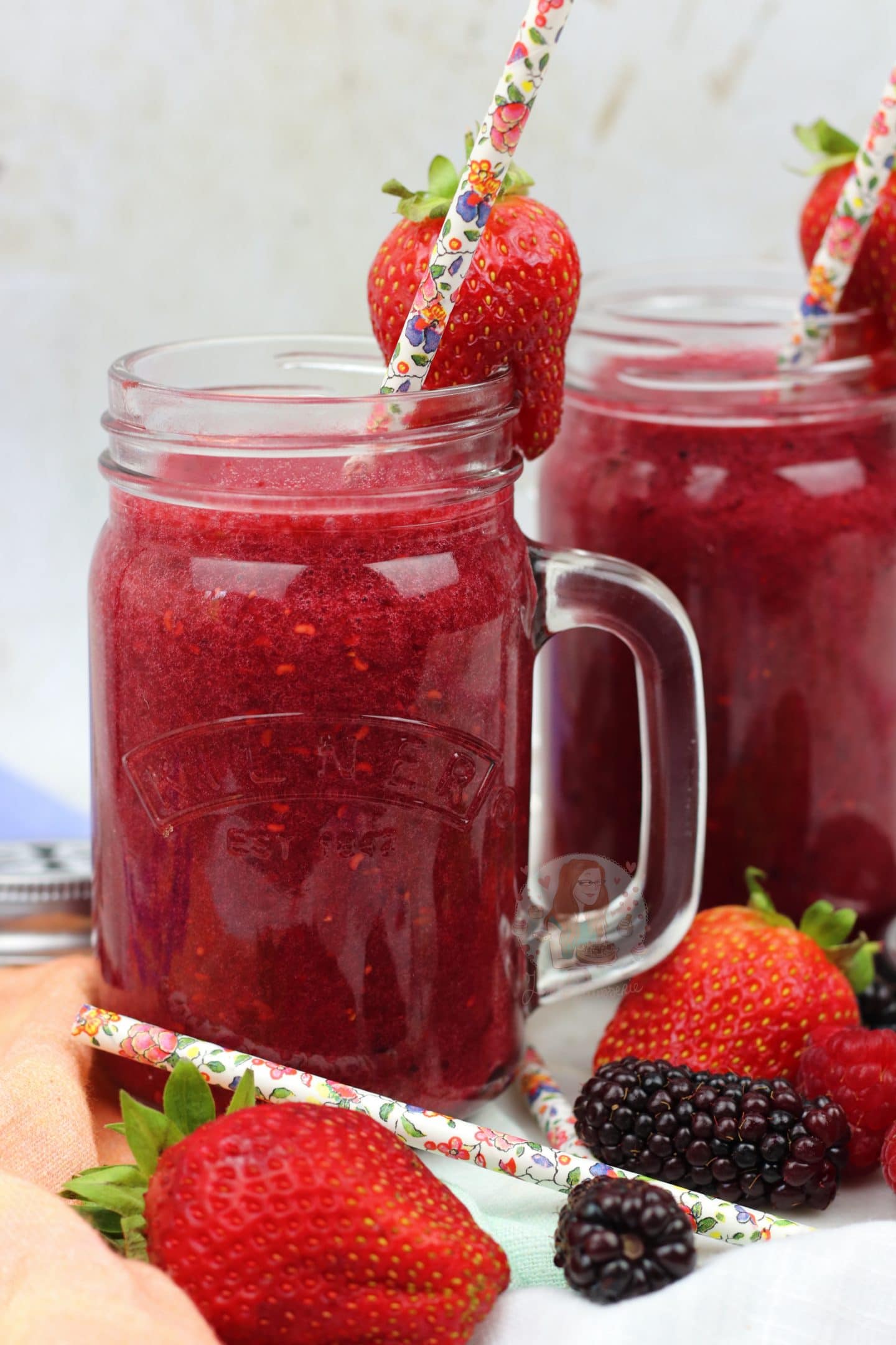 Summer Berry Smoothie! - Jane's Patisserie