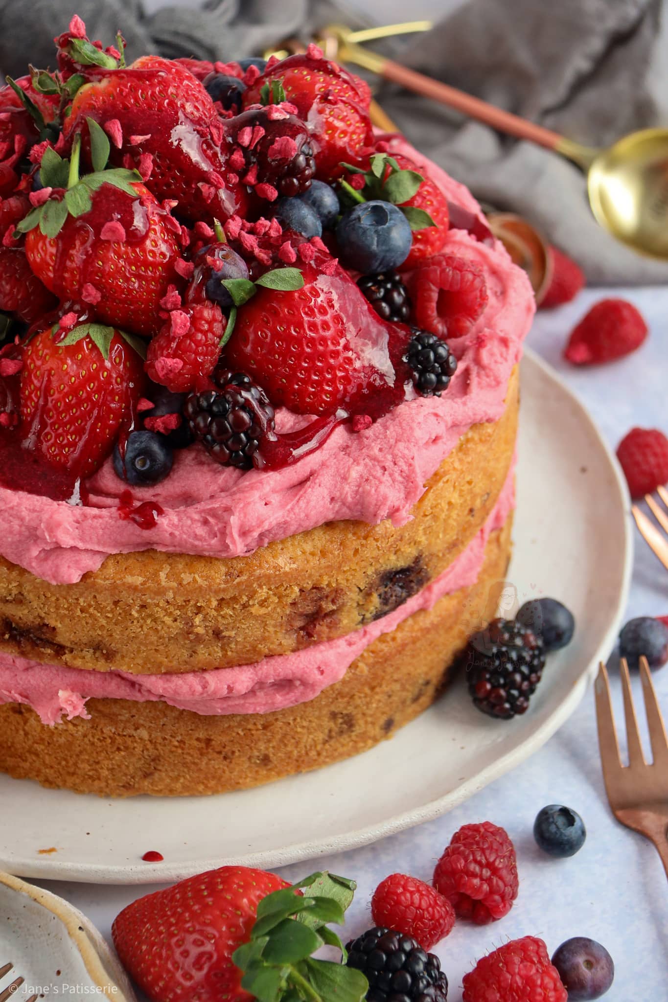 Summer Berry Cake! - Jane's Patisserie