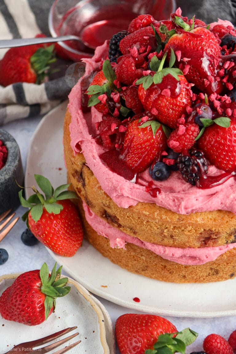 Summer Berry Cake! - Jane's Patisserie