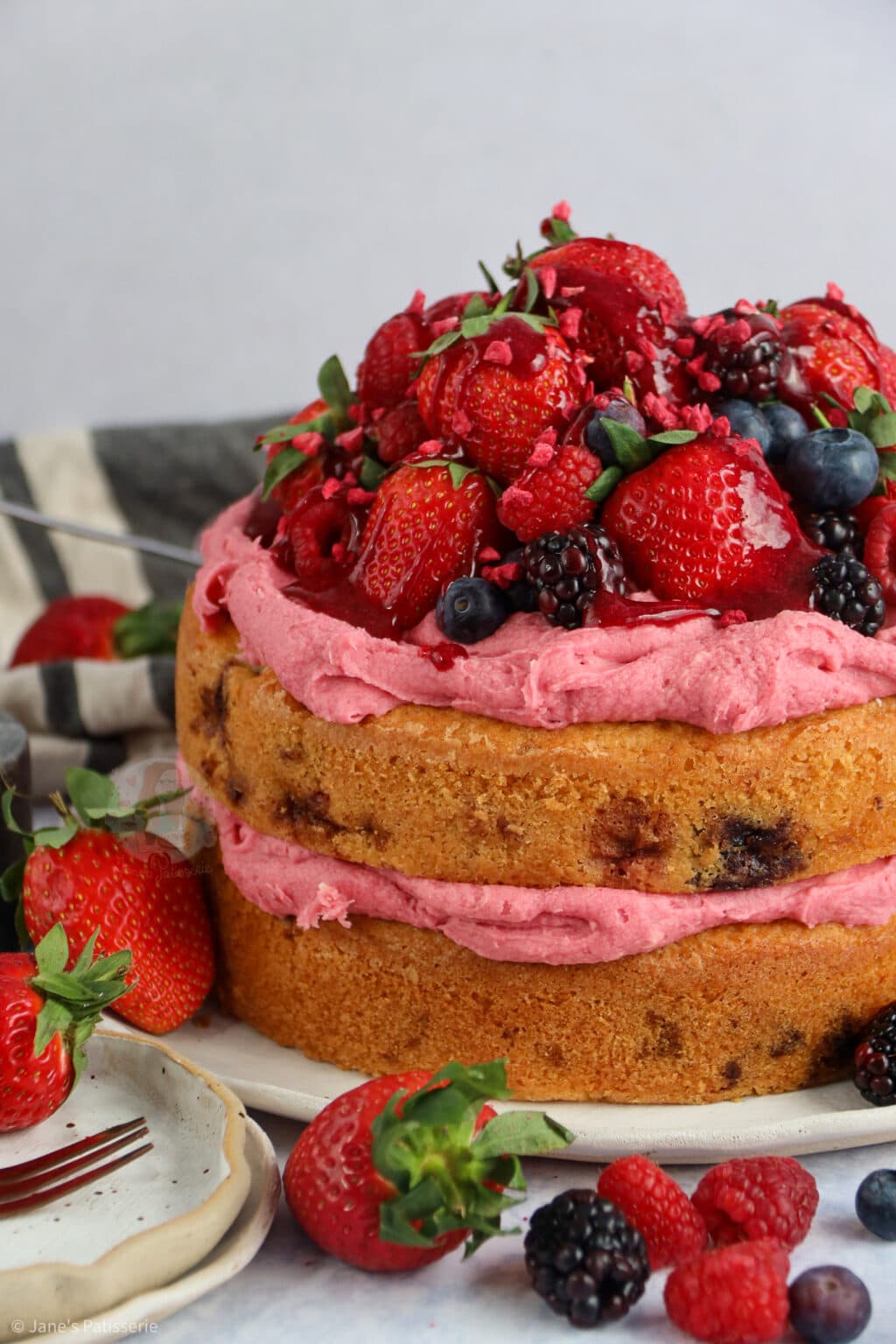 Summer Berry Cake! - Jane's Patisserie