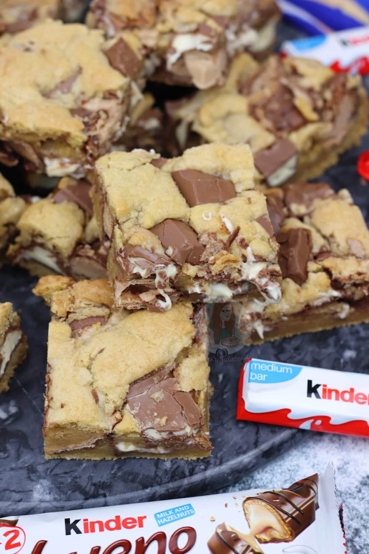 Kinder Bueno Cookie Bars! - Jane's Patisserie