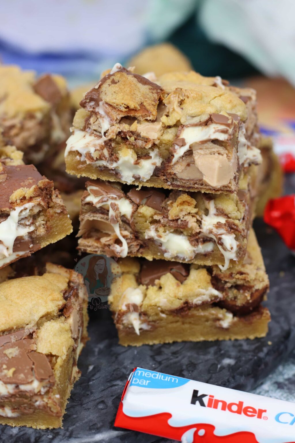 Kinder Bueno Cookie Bars! - Jane's Patisserie