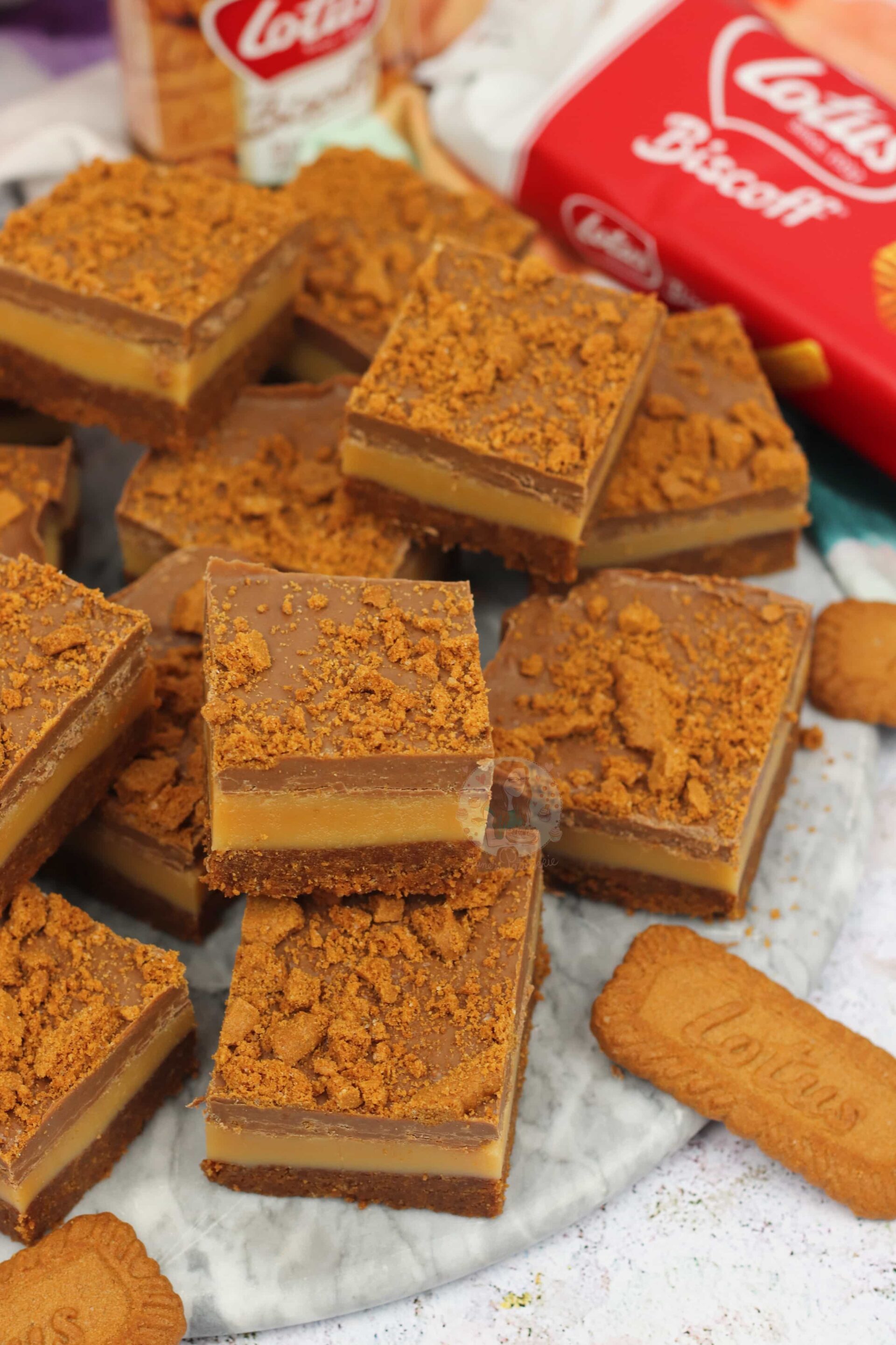Biscoff Millionaires Traybake - Jane's Patisserie