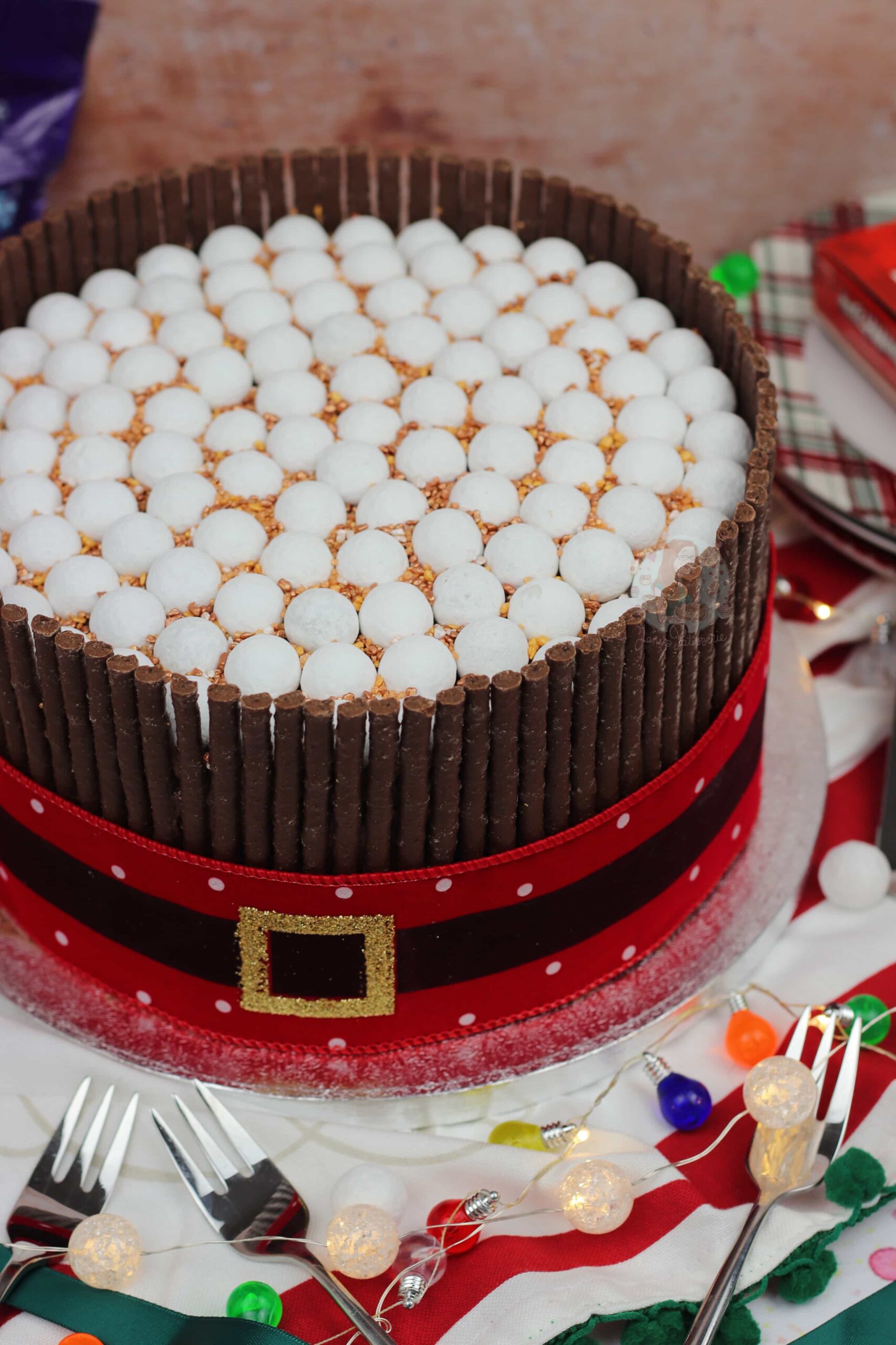 Christmas Chocolate Cake! - Jane's Patisserie