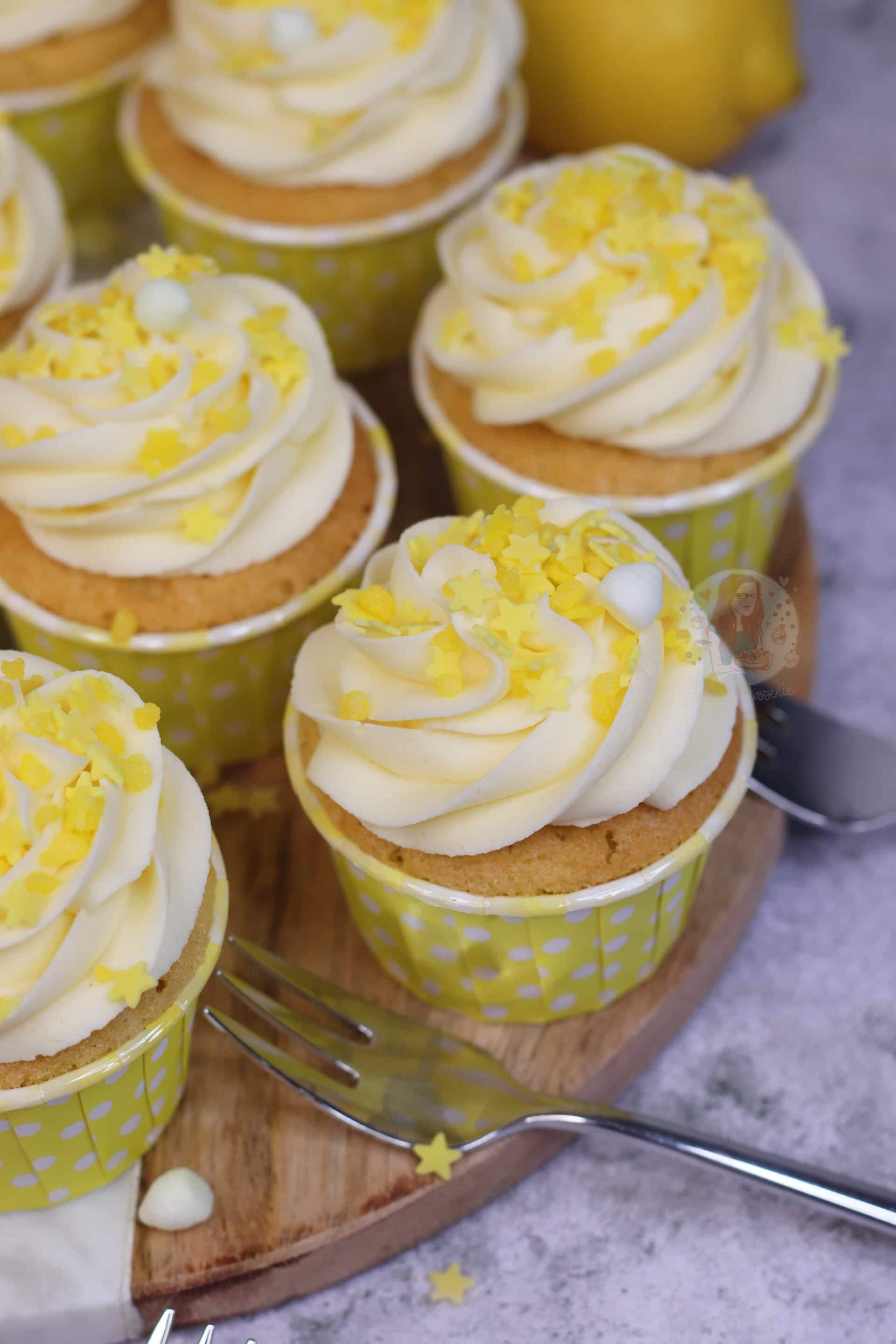 Lemon Drizzle Cupcakes! - Jane's Patisserie