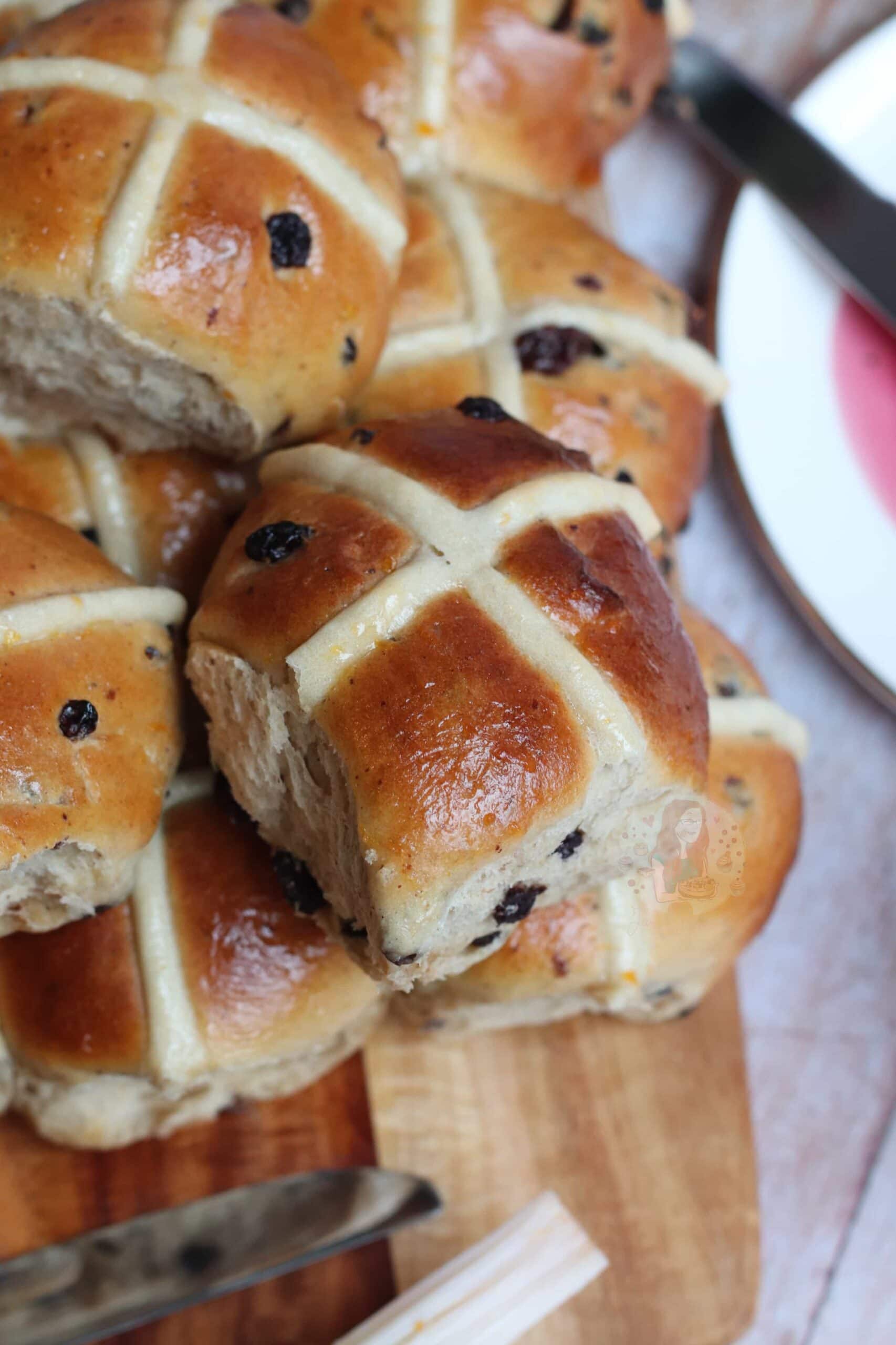 Hot Cross Buns! - Jane's Patisserie