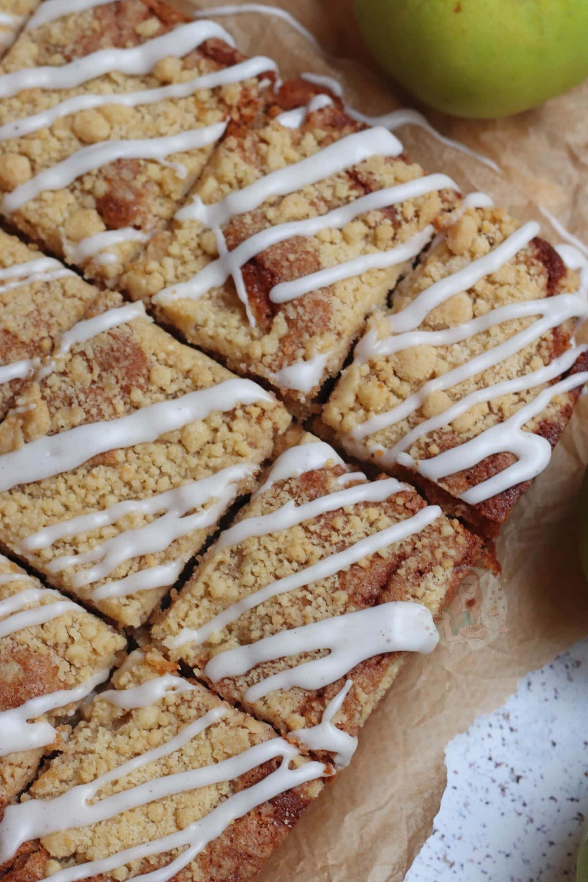 Apple Crumble Traybake Cake! - Jane's Patisserie