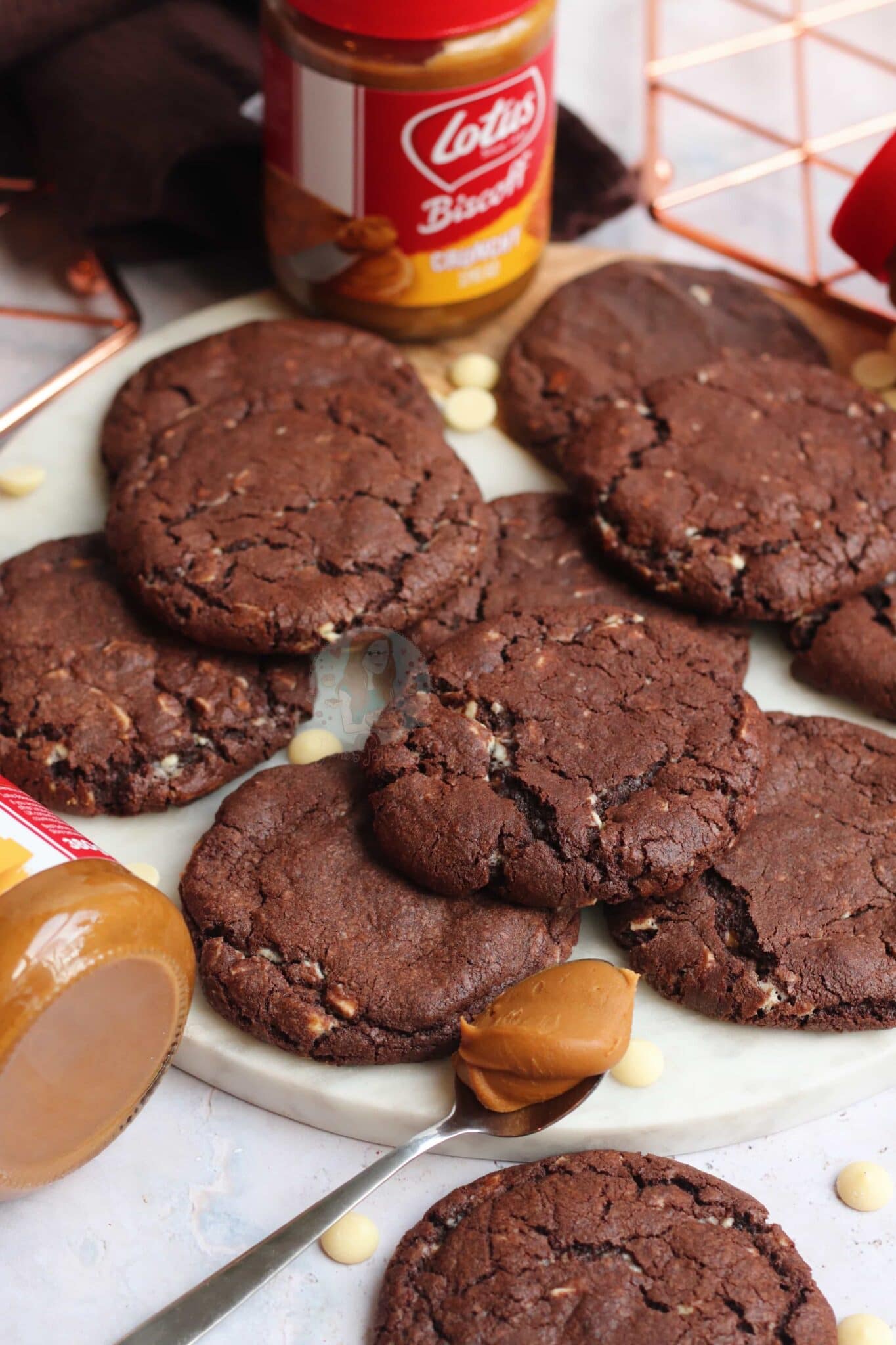 Biscoff Stuffed Cookies! - Jane's Patisserie
