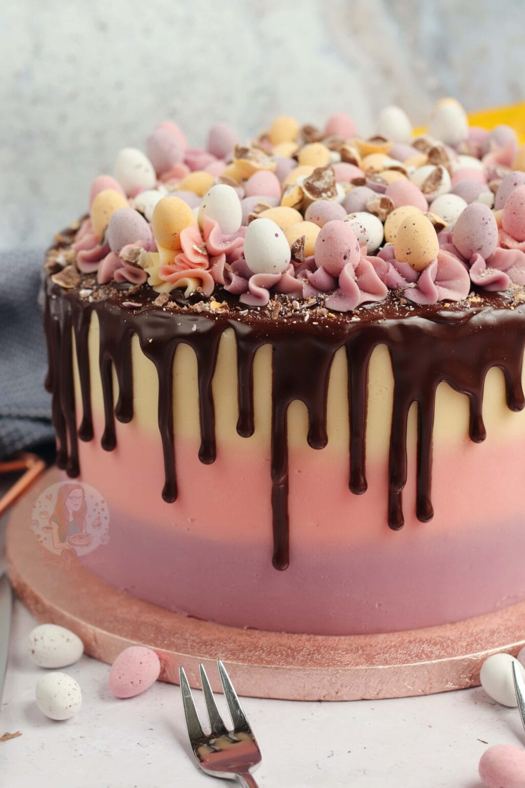 Mini Egg Drip Cake! - Jane's Patisserie
