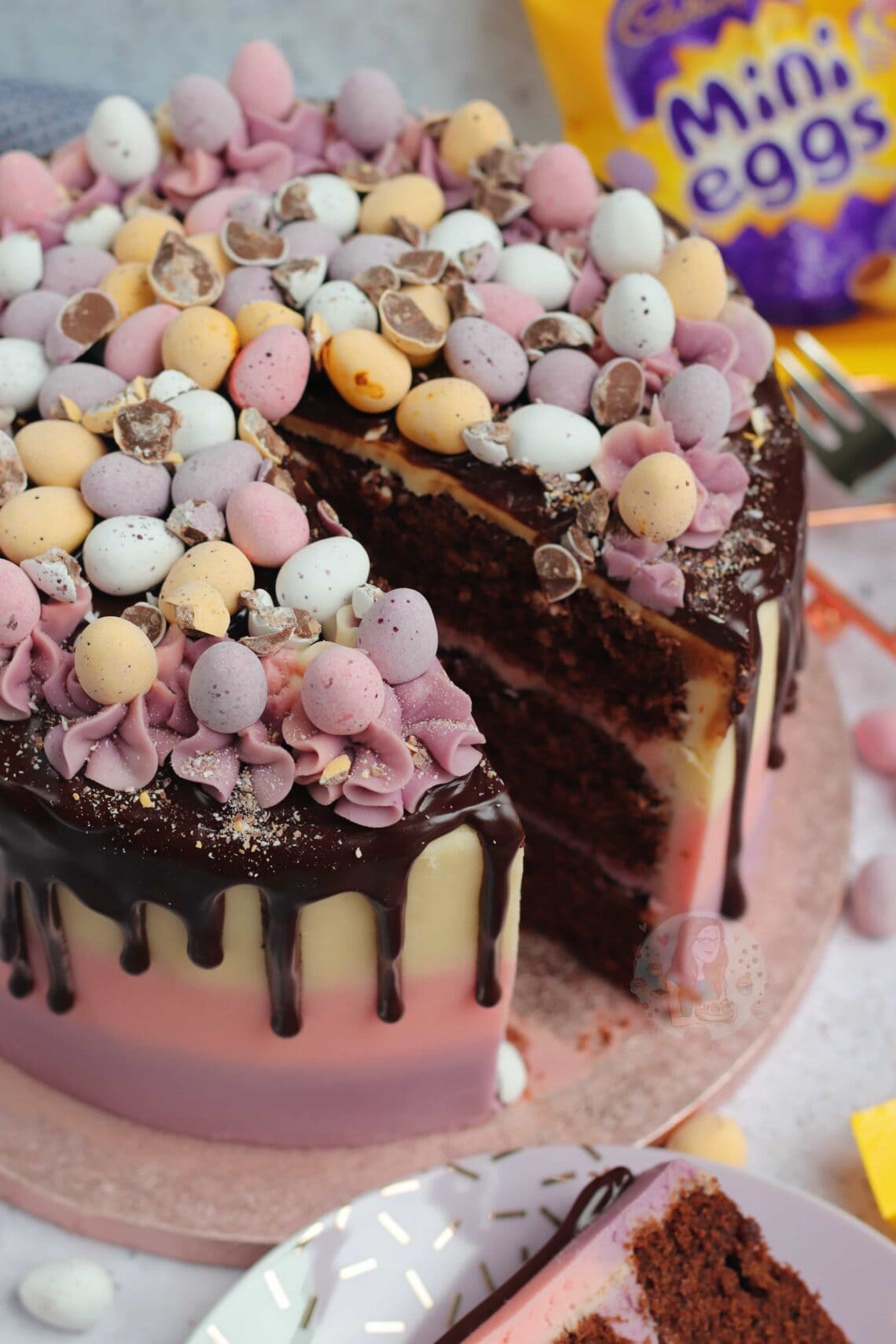 Mini Egg Drip Cake! - Jane's Patisserie