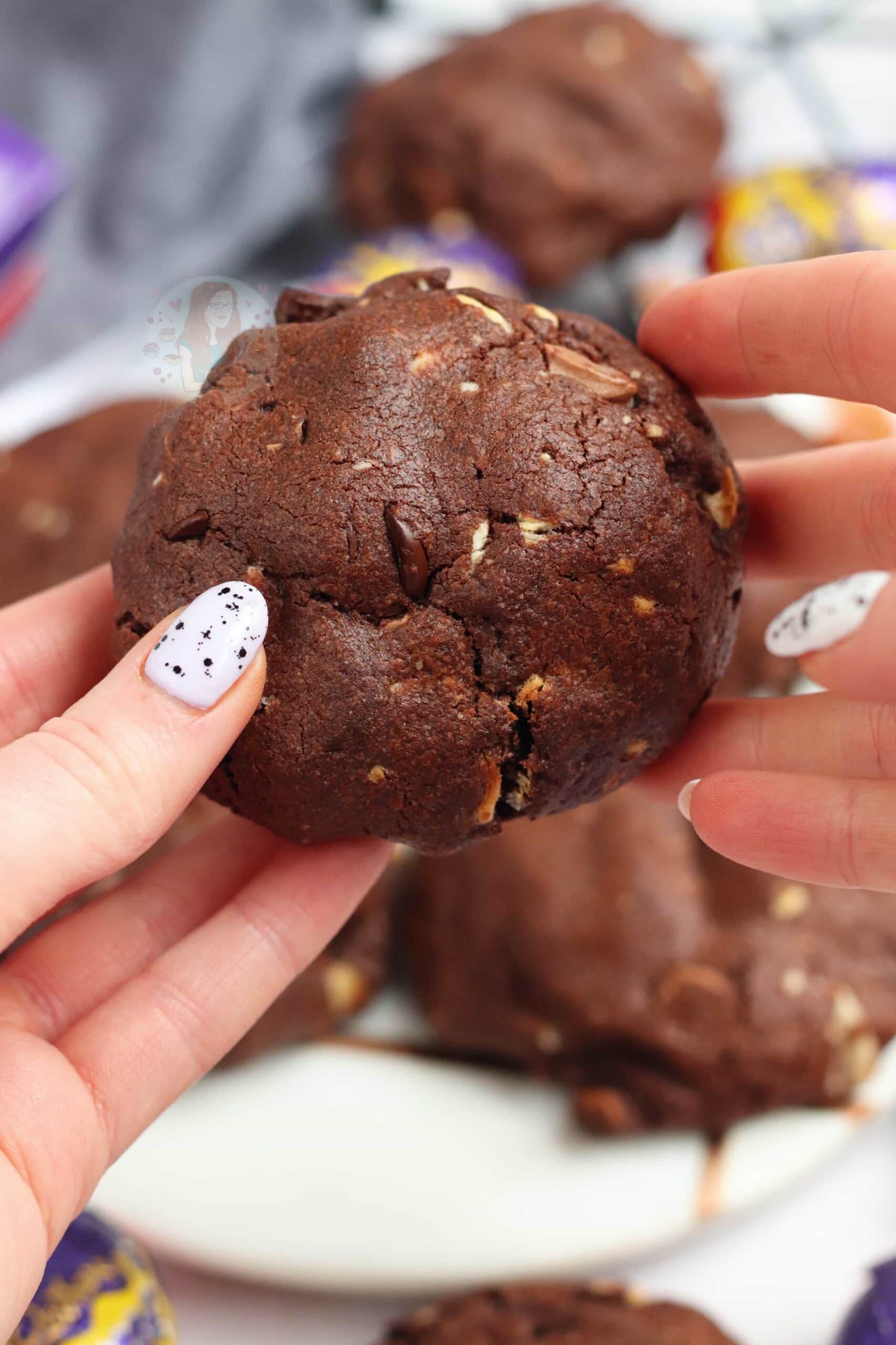 Creme Egg Stuffed Cookies! - Jane's Patisserie