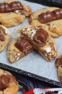 Kinder Bueno Cookies! - Jane's Patisserie