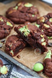 Mint Aero NYC Cookies! - Jane's Patisserie