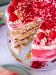 Raspberry Ripple Cake! - Jane's Patisserie
