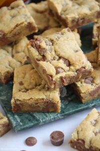 Rolo Cookie Bars! - Jane's Patisserie