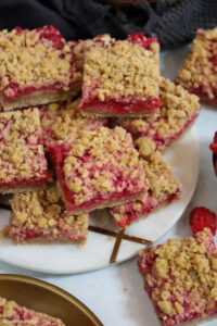 Raspberry Crumble Bars! - Jane's Patisserie