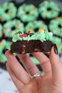 Christmas Wreath Bronuts! - Jane's Patisserie