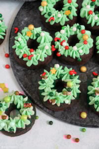Christmas Wreath Bronuts! - Jane's Patisserie