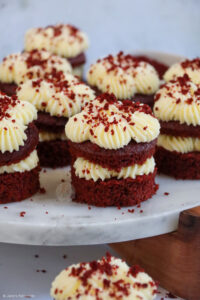 Mini Red Velvet Cakes! - Jane's Patisserie
