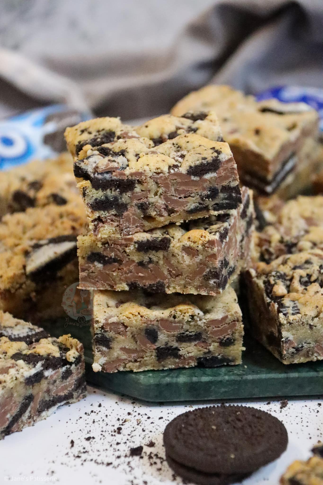 Oreo Cookie Bars! - Jane's Patisserie