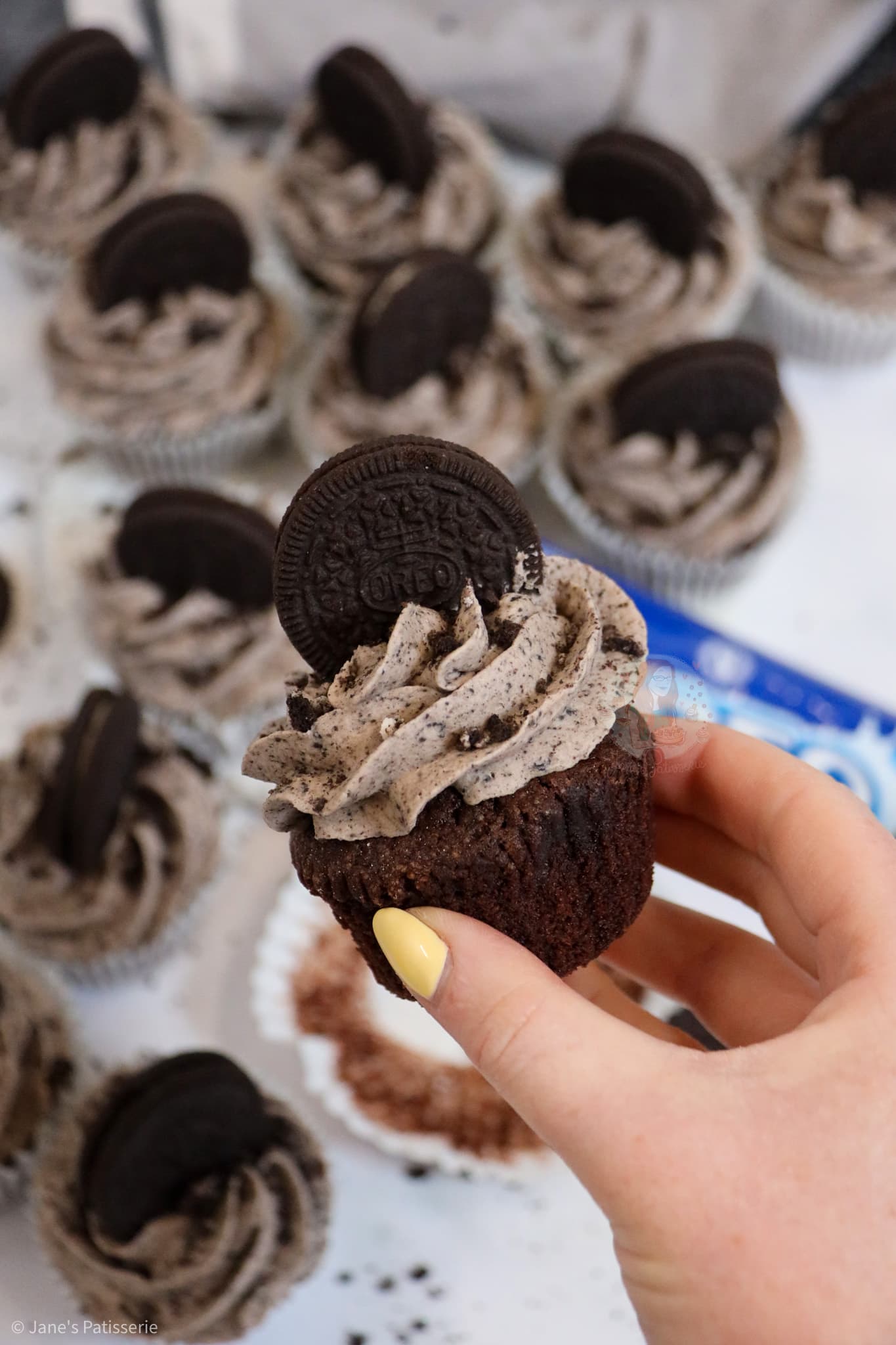 Oreo Cupcakes! - Jane's Patisserie