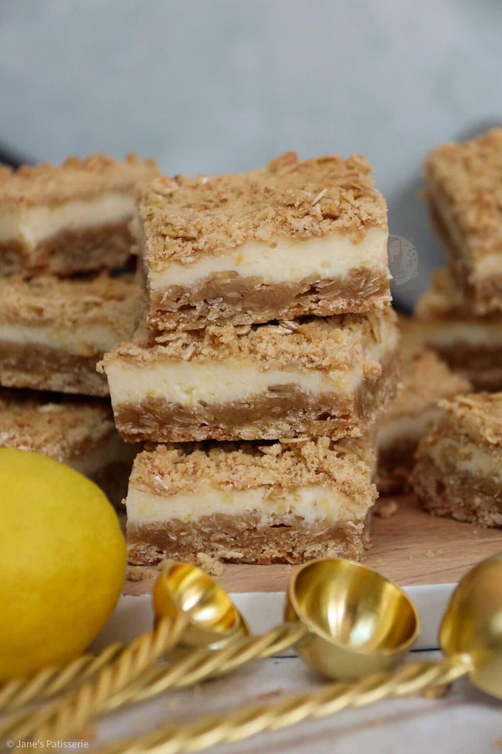 Lemon Crumble Bars! - Jane's Patisserie